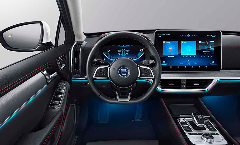 Camioneta eléctrica Tang EV, máximo confort, potencia y tecnología